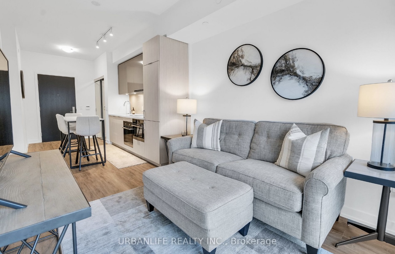 1404 – 158 Front St East, Toronto | Welcome to Urbanlife Realty Inc.