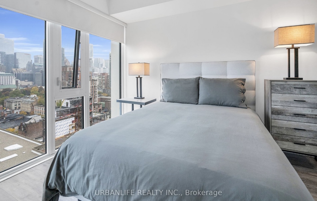 1404 – 158 Front St East, Toronto | Welcome to Urbanlife Realty Inc.